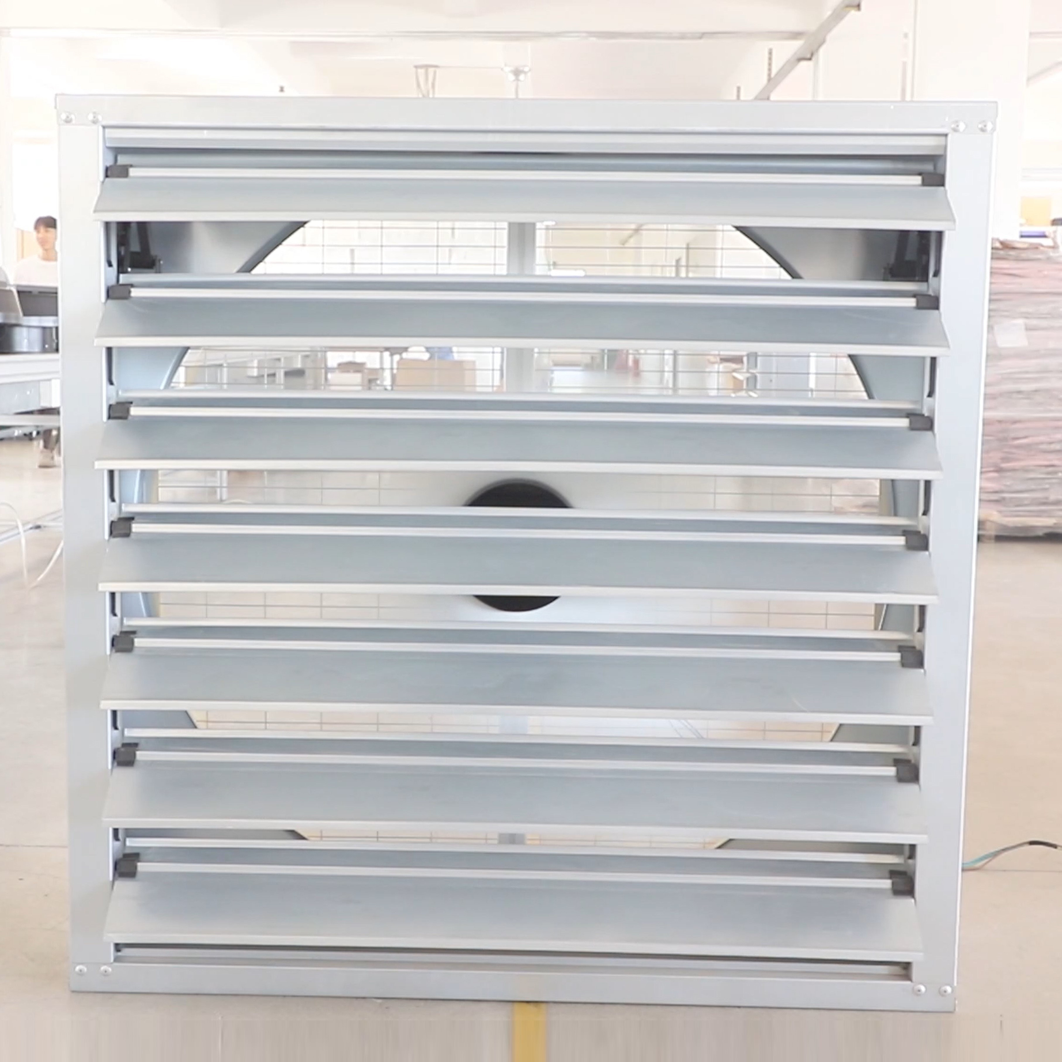 Buy Industrial Heat Extraction Wall Fan 380w Solar Powered Air Exchange ...