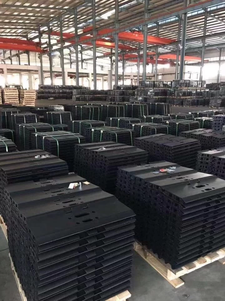 Buy Excavator Track Shoe Attachment from QUANZHOU SHENGJIU MACHNIEY ...