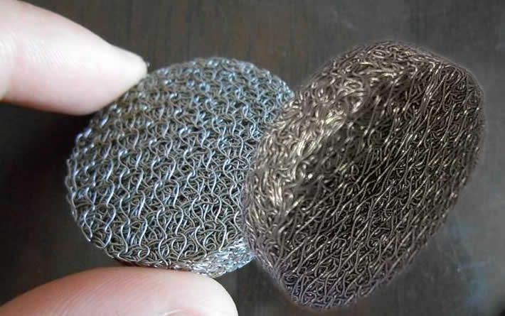 Buy Compressed Wire Mesh Gasket from Hebei Drahtgeflecht Knitted Mesh ...