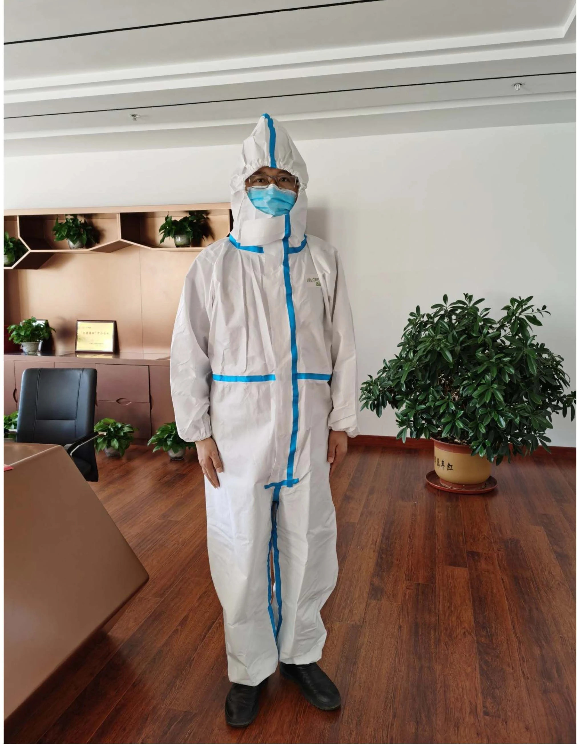 Buy Covid Safety Isolation Gown/ Safety Clothing from NINGBO MOKAI ...