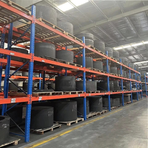 Buy Economical Safety Steel Heavy Duty Selective Pallet Racks And ...