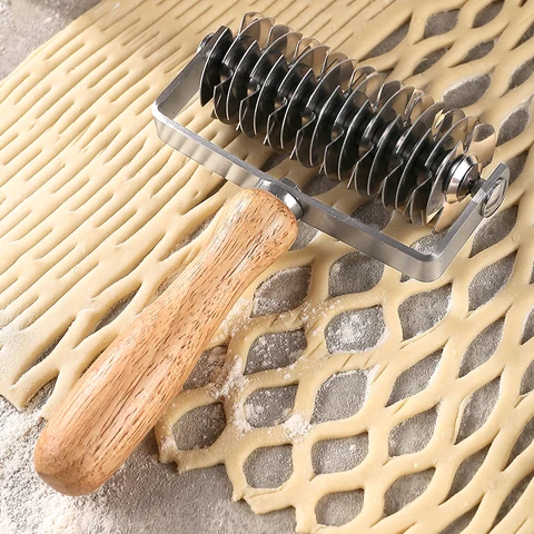 Buy Pizza Lattice Roller Cutter Pastry Cutter Roller Diy Baking Tool ...