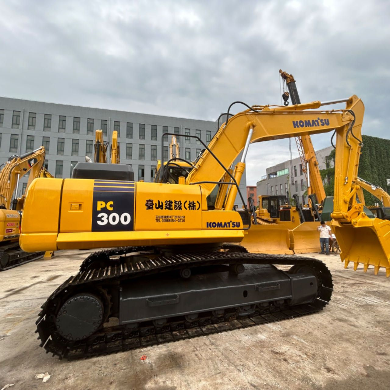 Buy Low Hours 2018 Year Used Komatsu Pc300 Excavator Secondhand ...
