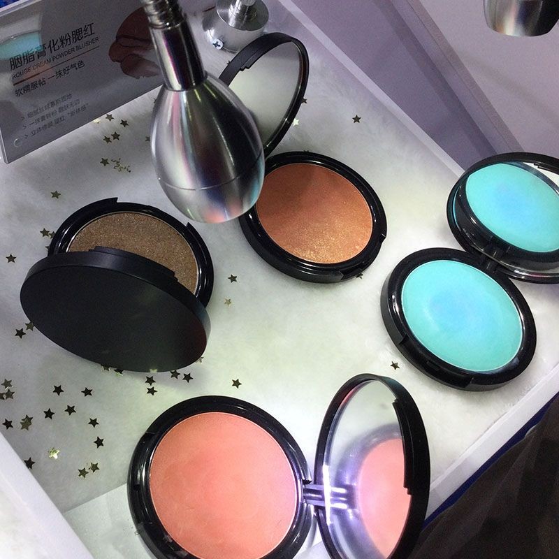 Buy Blush from Hangzhou Yanpa Cosmetics Co.,Ltd., China | Tradewheel.com