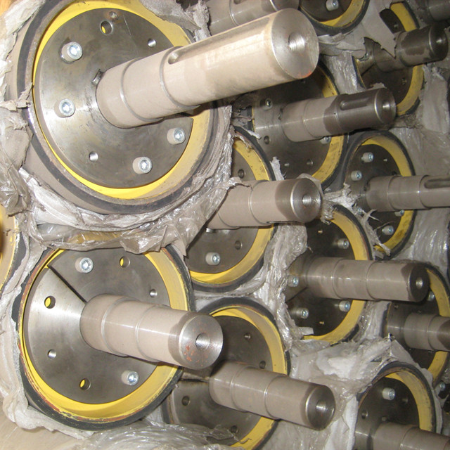 Buy Drive Pulley/ Head Pulley / Head Drum For Bulk Material Belt ...