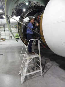 Buy Metallic Ladder 2-1/2 Foot Rolling Platform Ladder Heavy Duty Slip ...