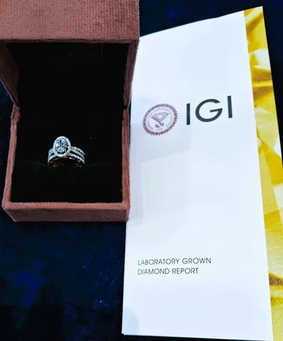 Buy New Trendy Design Oval Shape Lab Grown Diamond Wedding Rings With ...