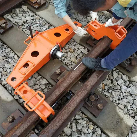 Buy Railroad Screw Jack Rail Bender Yzg-550 Hydraulic Rail Bending ...