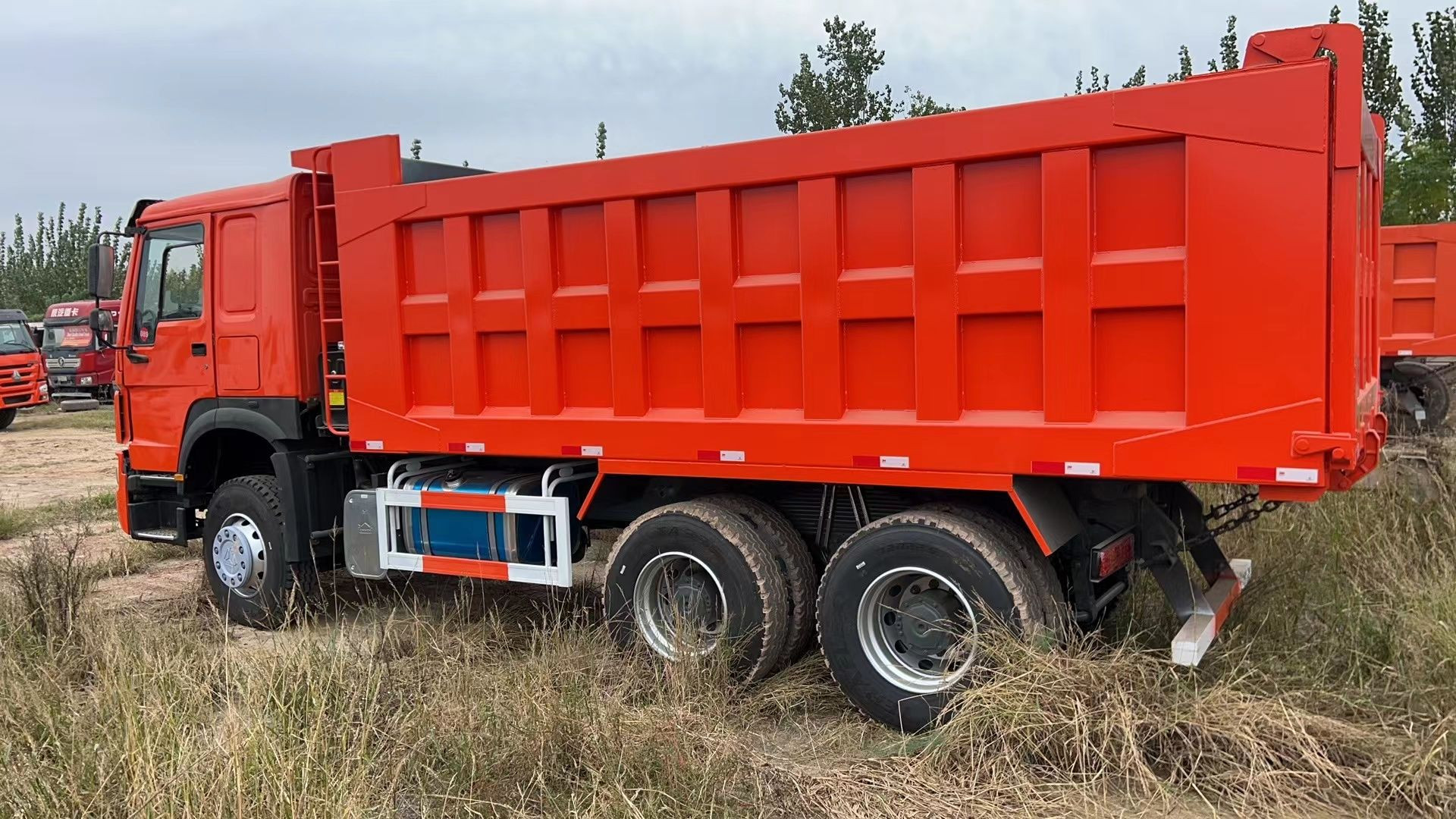 Buy China Dumper Truck 10 Wheels 371hp 20 Cubic Meters Sinotruk from PF ...