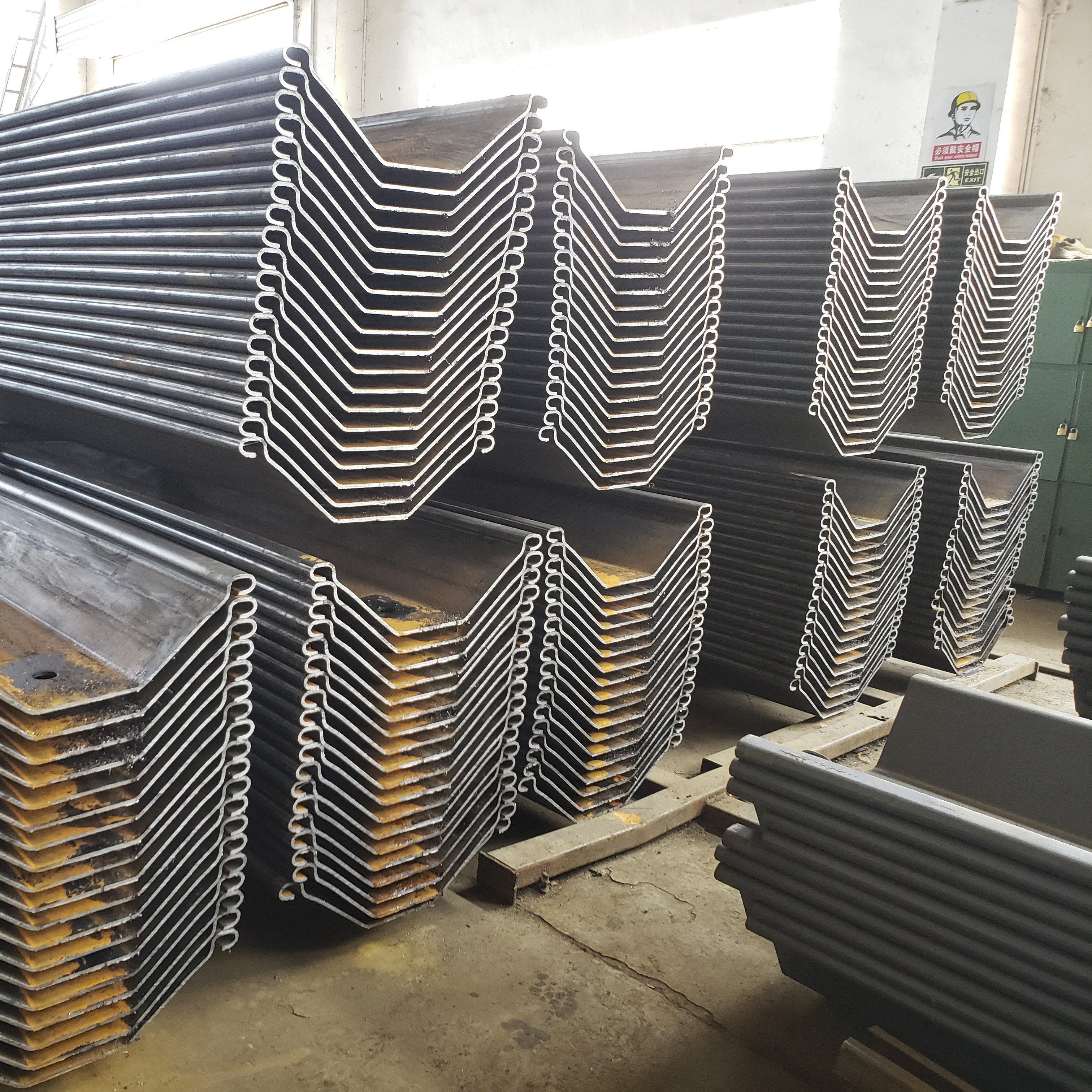 Buy Harga Baja Batam Scrap Crane Mould Iron Metal Steel Sheet Pile from ...