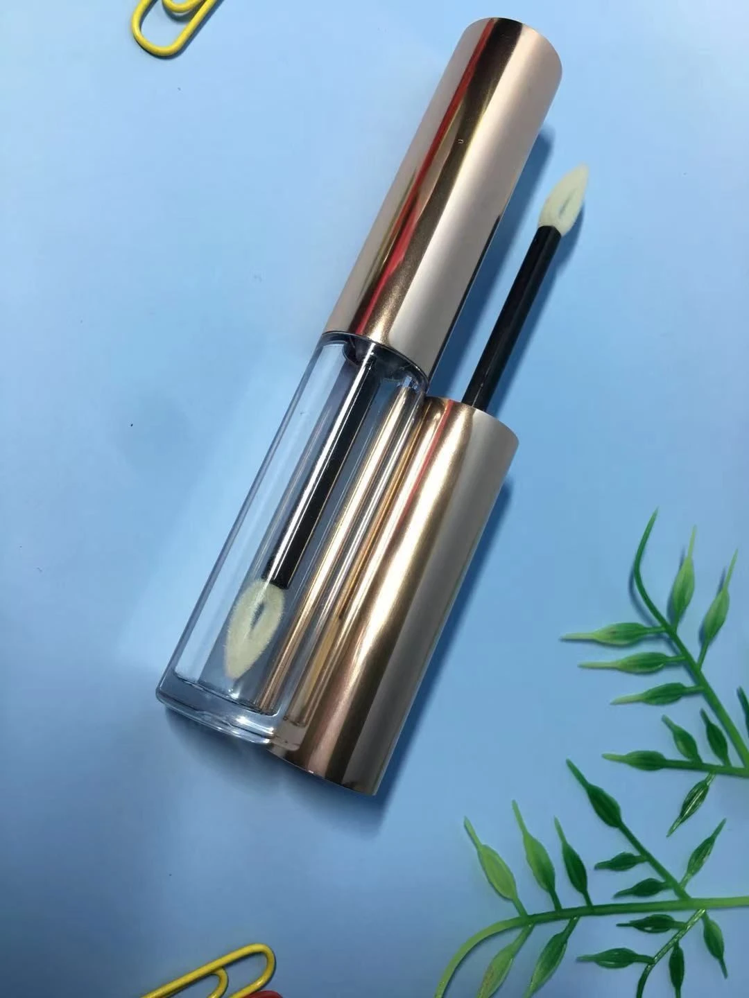 Buy Lip Gloss from MAYIBO (SUZHOU) PACKAGING Co ., Ltd, China ...