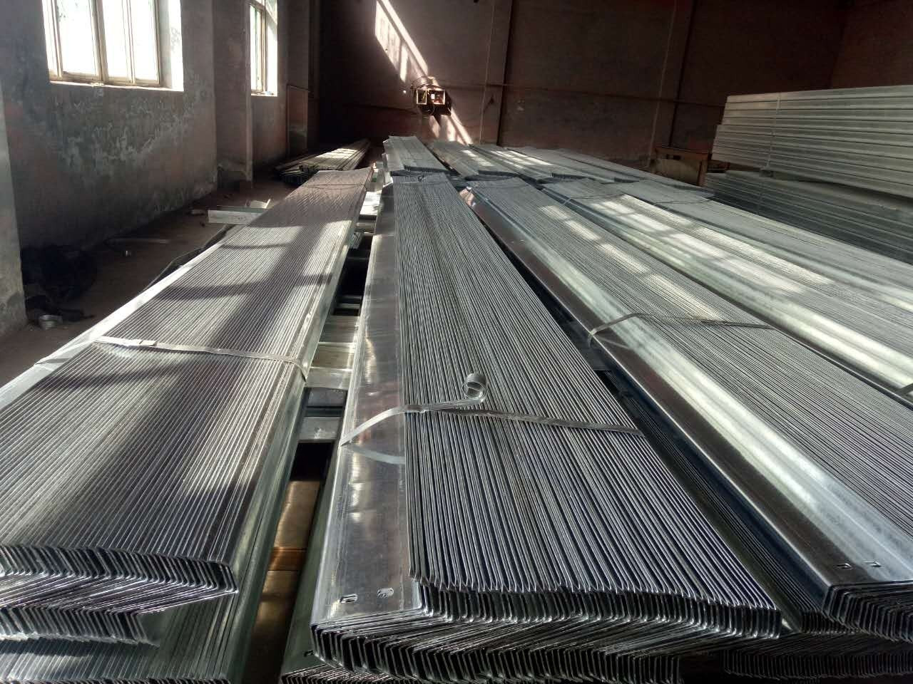 Buy Cold Rolled Z Shape Galvanized Profiles Structural Dimensionsn ...