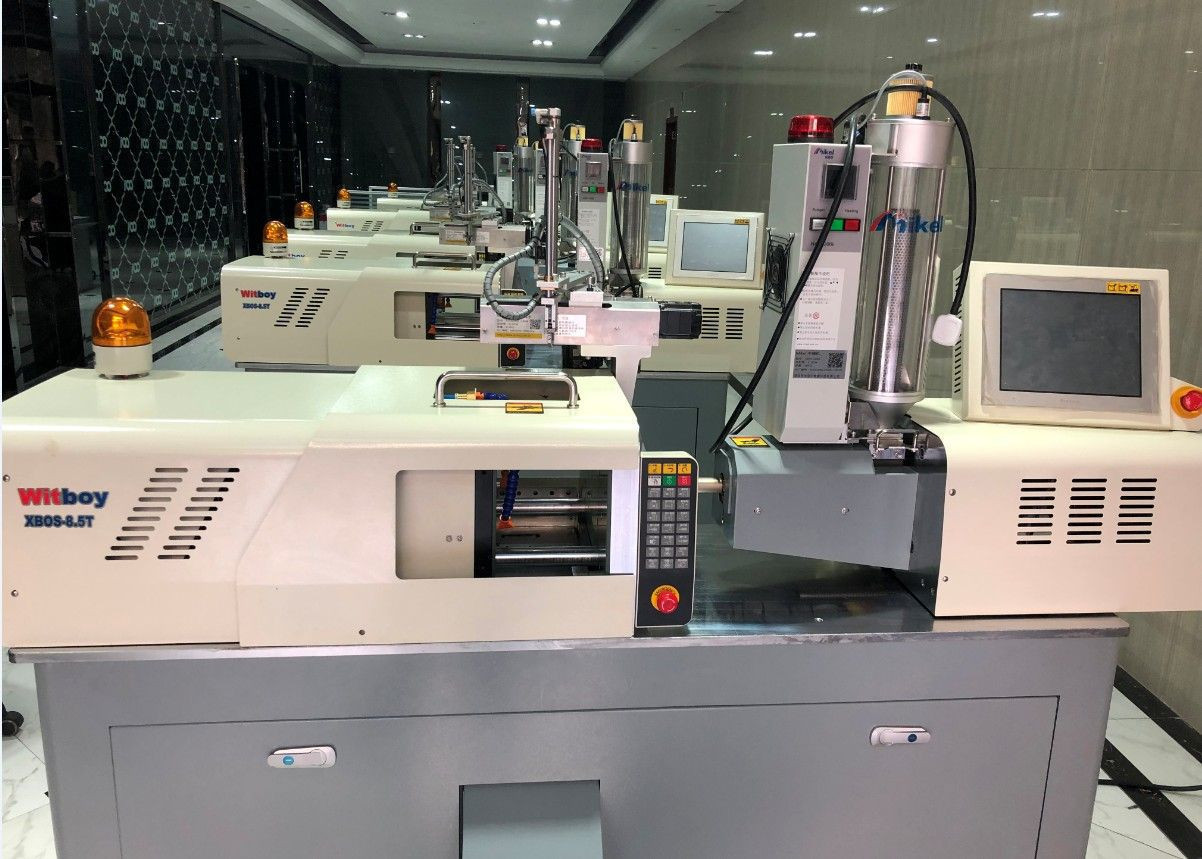 Buy Good Price Mini Plastic Injection Molding Machine 8.5ton from Turn ...