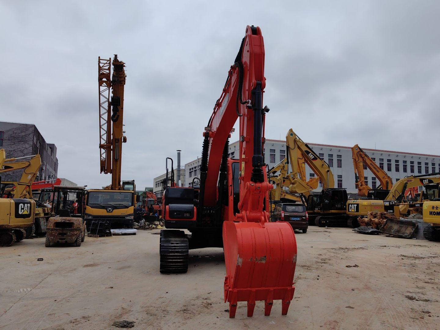 Buy Korea Doosan Dx150 Excavator On Sale from PF Machinery Limited ...