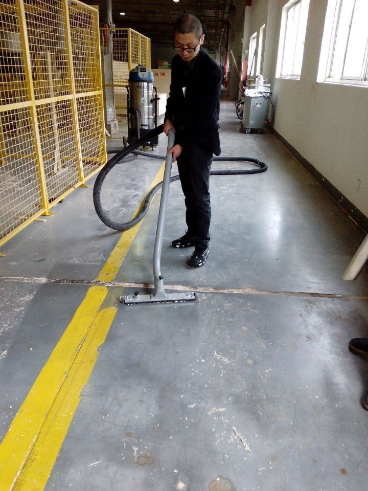 Buy Sucking Iron Scrap And Sand Powder Large Industrial Vacuum Cleaners ...