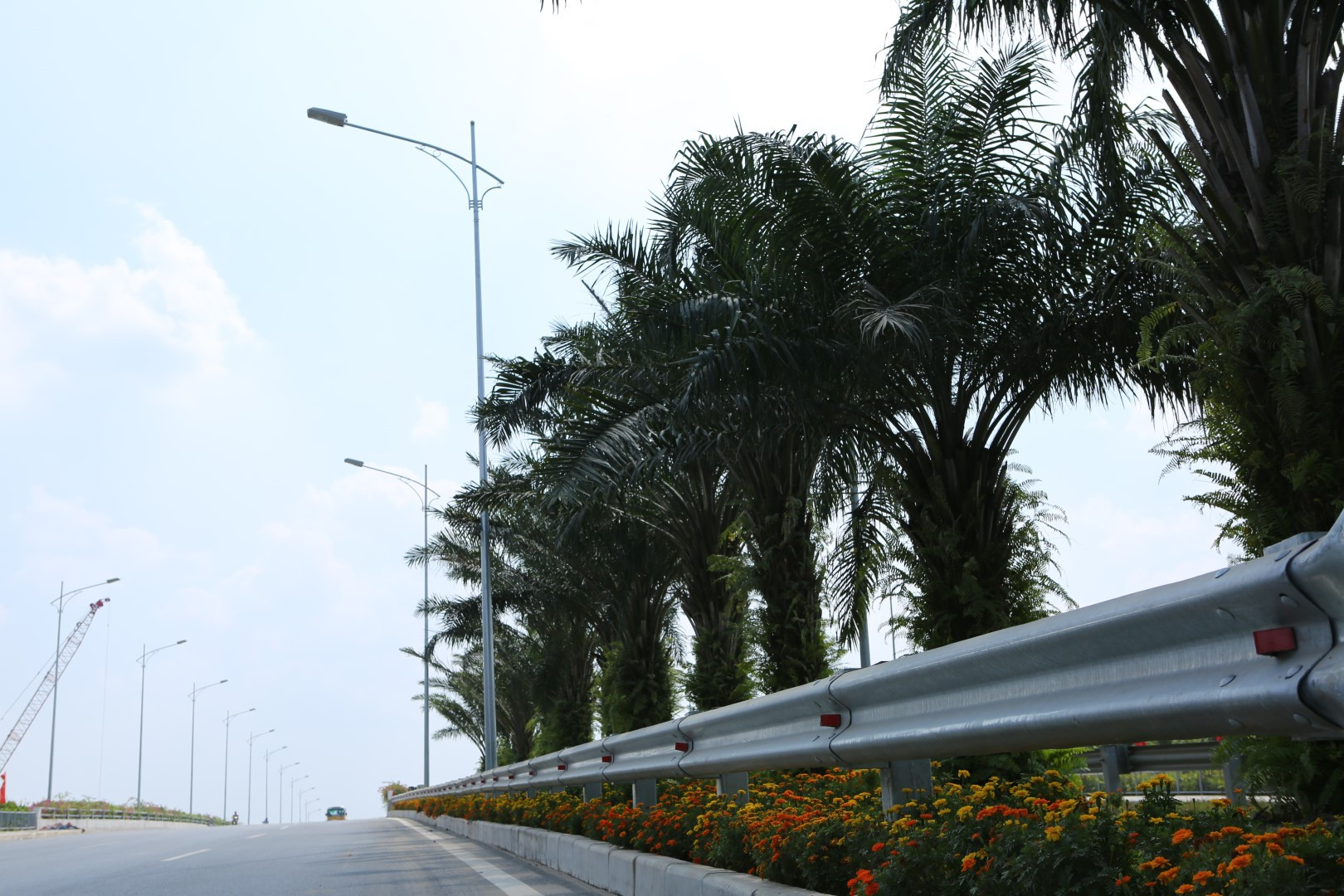 Buy Roadway Highway Expressway Steel Structure For Safety On The ...