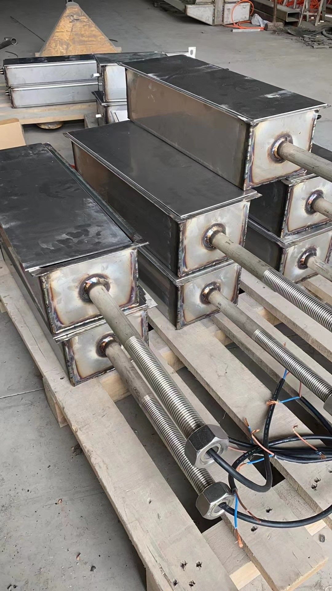 Buy Ultrasonic Vibrating Box from Tongling Daxun Electromechanical ...