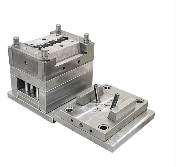 Buy Plastic Injection Mold from YUYAO QIDI PLASTIC MOLD FACTORY, China ...