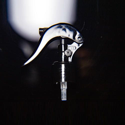 Buy 24-28-410 Black Button Little Mouse Spray Pump from Yuyao Qiuruohan ...