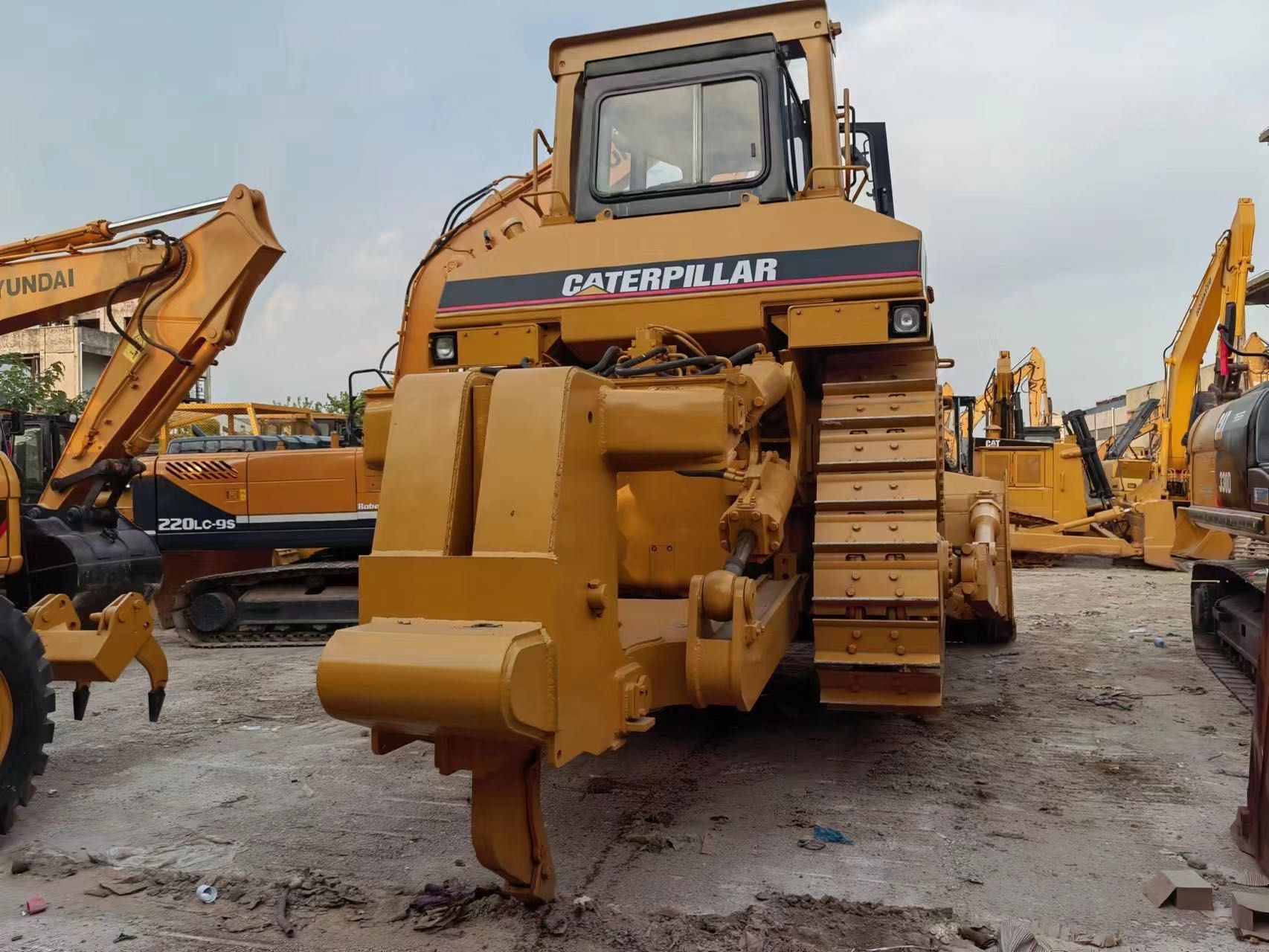 Buy 100% Ready Used Caterpillar D8r Bulldozer Cat Bulldozers from ...