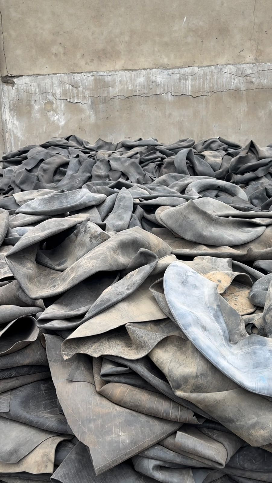 Buy Butyl Inner Tube Scrap from Drwell International Company, Pakistan ...