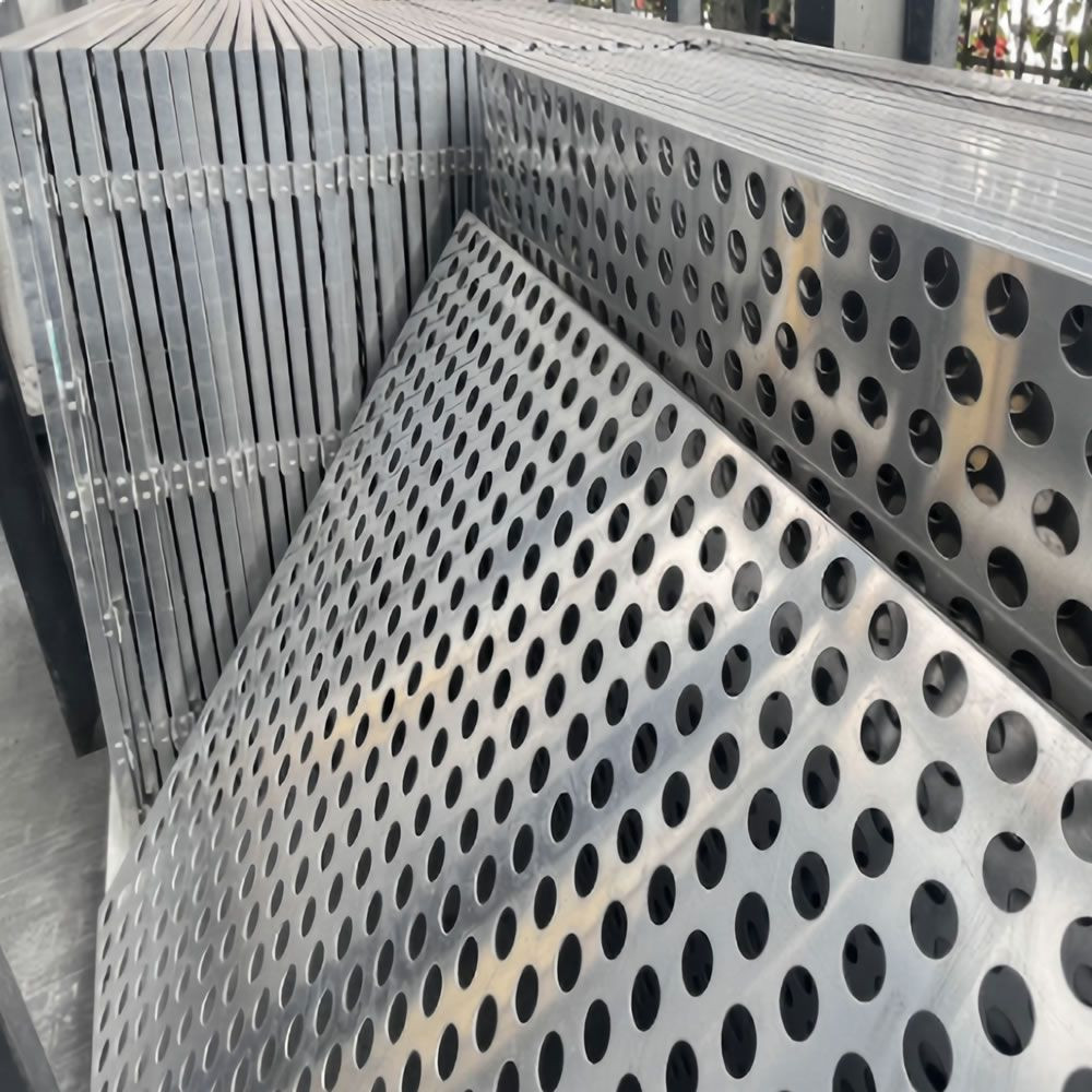 Buy Perforated Aluminum Plate Decorative Materials Aluminum Perforated ...
