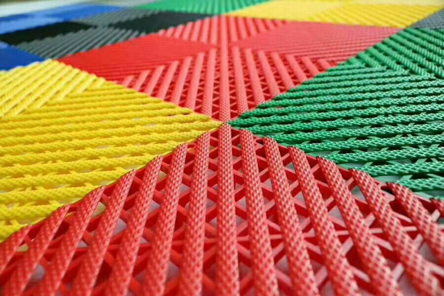 Buy Modular Plastic Interlocking Garage Floor Tiles from Zaozhuang ...