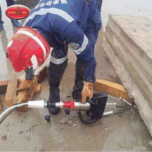 Buy Vehicle Extrication Rescue Spreading Equipment Hydraulic Hand ...