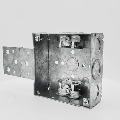 Buy 4 Inch Square 1-1/2 Deep Electrical Box 52151-la Mc Cable And ...
