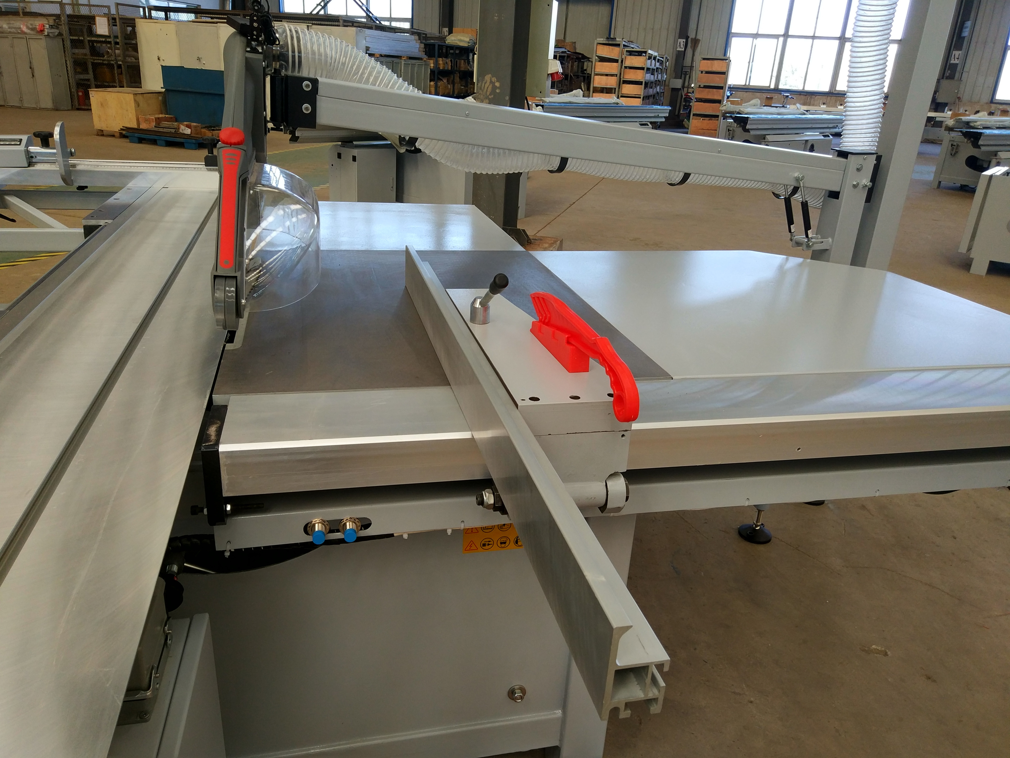 Buy Cnc Automatic Wood Cutting Table Saw Sliding Table Panel Saw ...