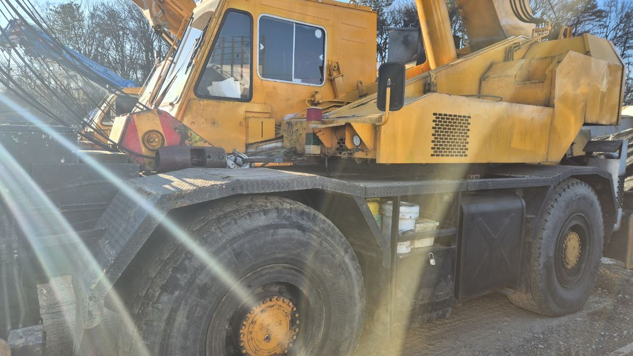 Buy Used Crane Tadano Tr250m-5 1994 from Muhan CNS Co., Ltd., South ...