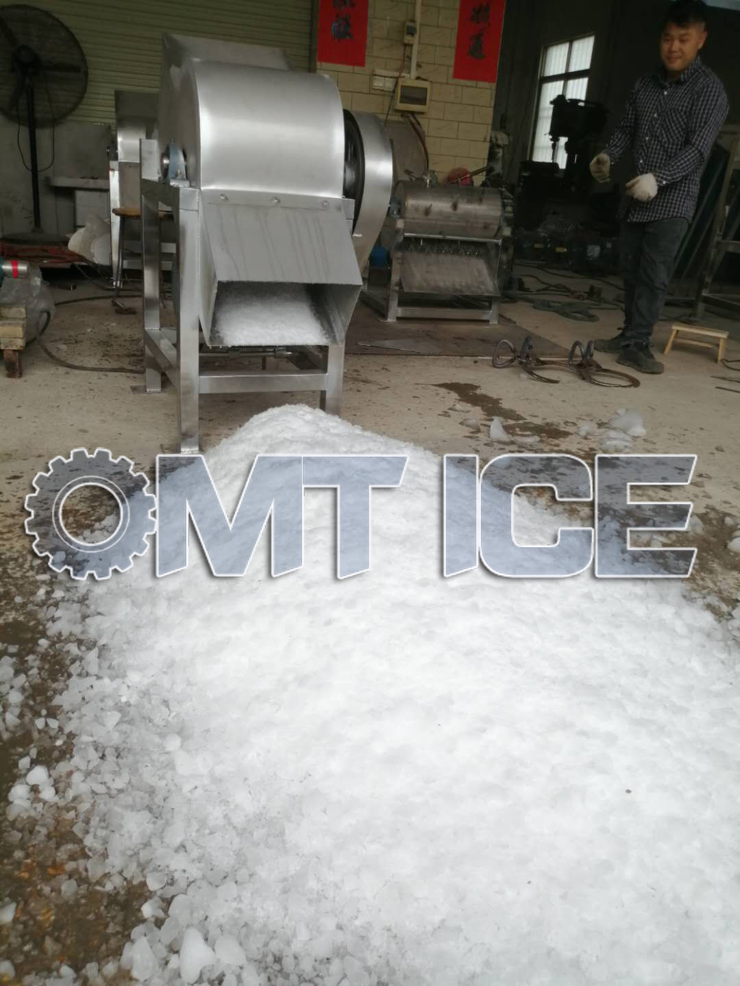 Buy 50kg Buckets Round Ice Block Crusher Machine With Customs Clearance ...
