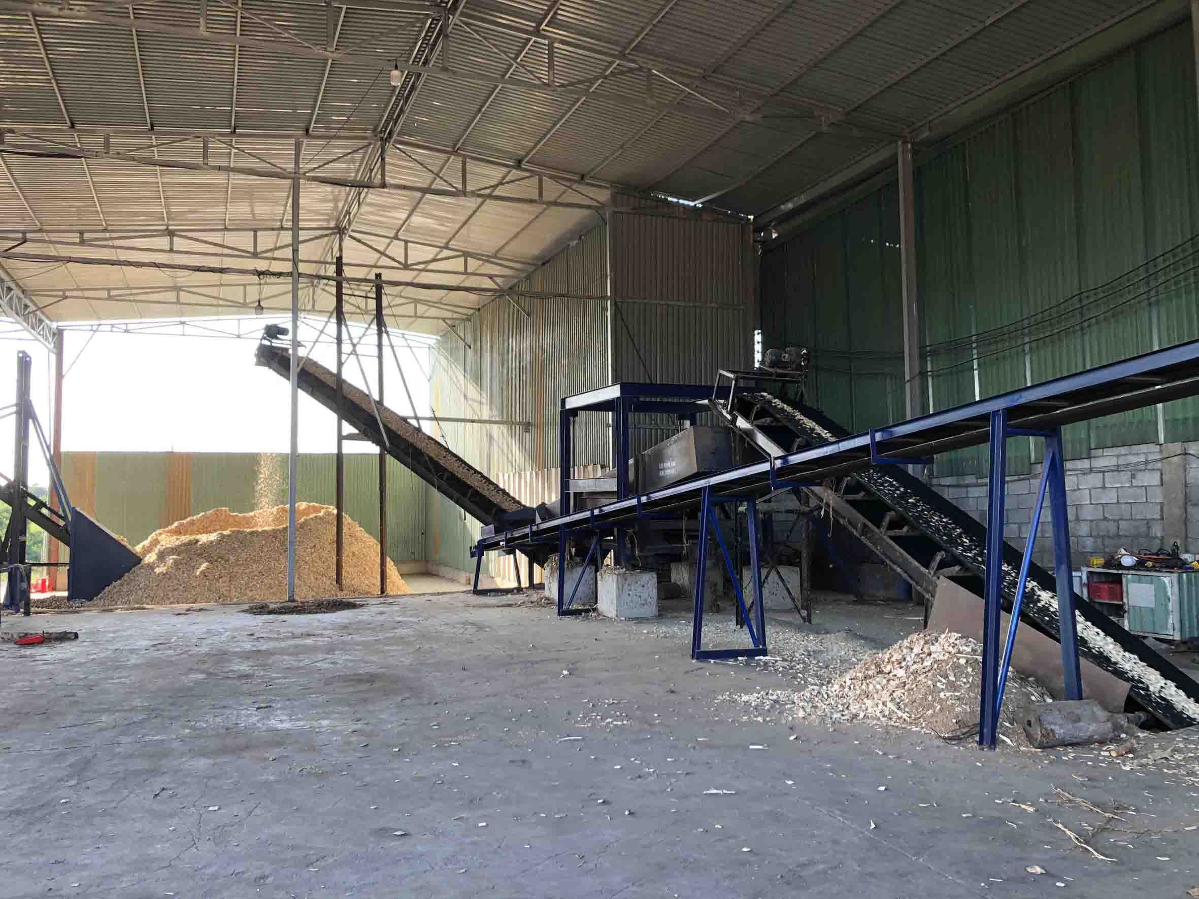 Buy Acacia, Eucalyptus Woodchip For Pulp from Big Alliance Co., Ltd ...
