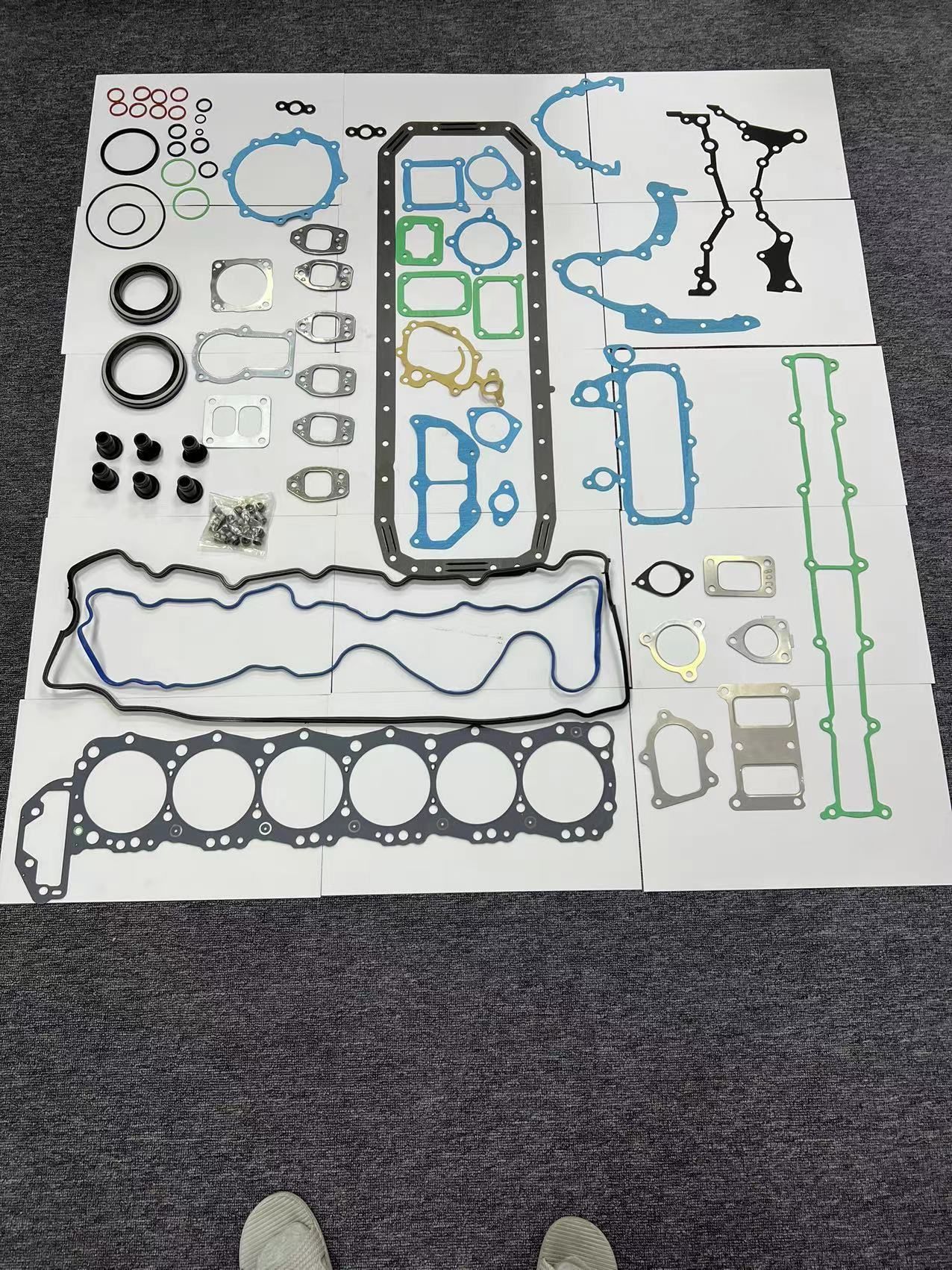 Buy Engine Gasket Full Set from Chyiwei Auto Gaskets Co.,Ltd., Hong ...