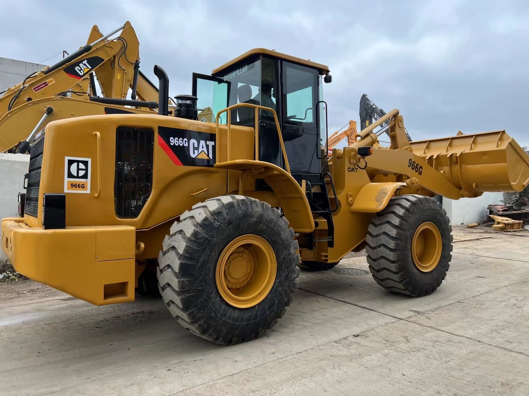 Buy Used Good Condition Original Caterpillar Front Wheel Loader Cat 966g 966h Loaders from ...