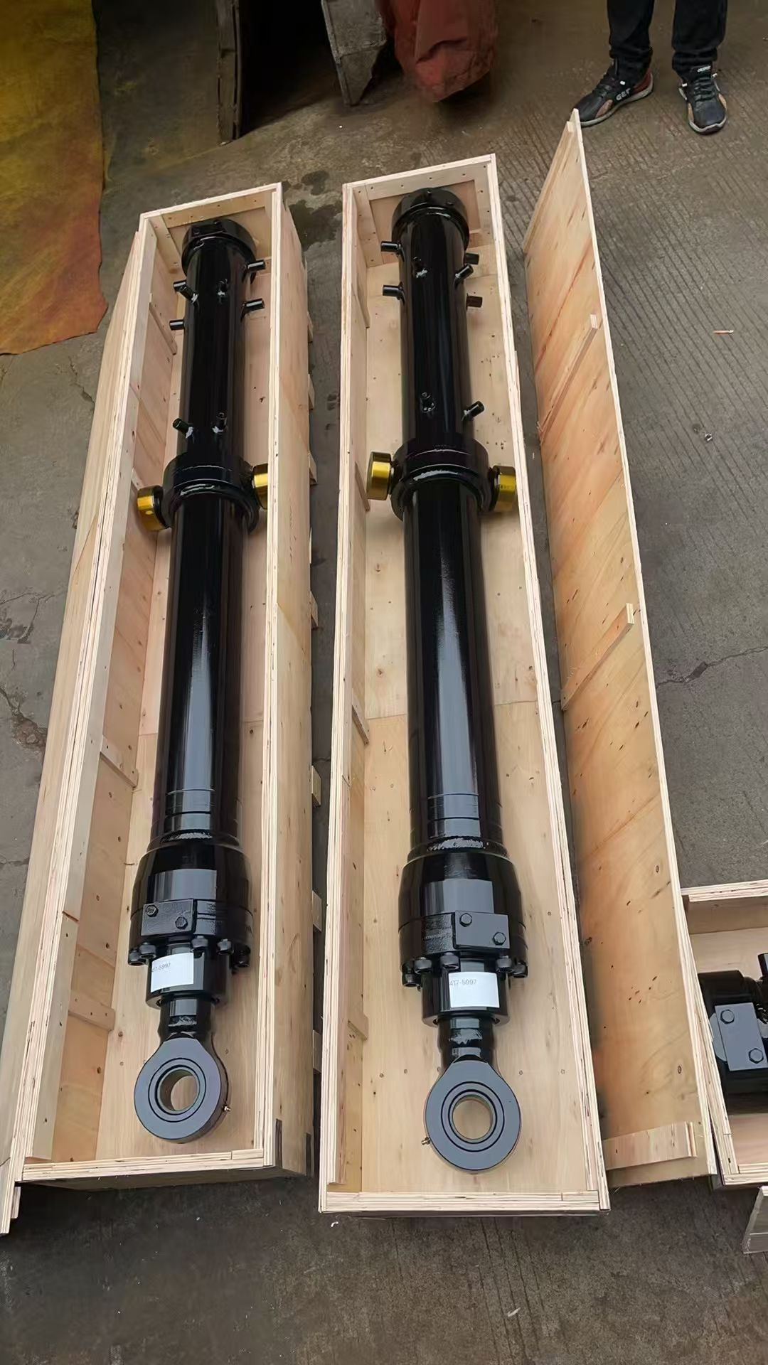 Buy Mold Opening/closing Hydraulic Cylinders | Precise Actuation For ...