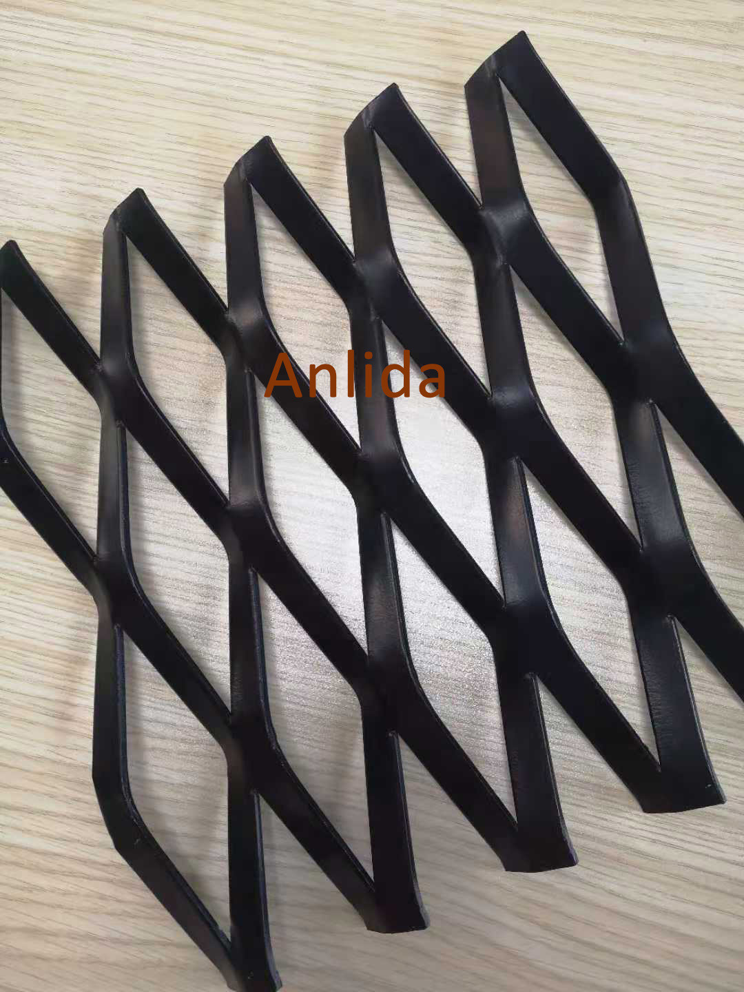 Buy High Quality Hexagonal Honeycomb Expanded Metal Steel Wire Mesh ...