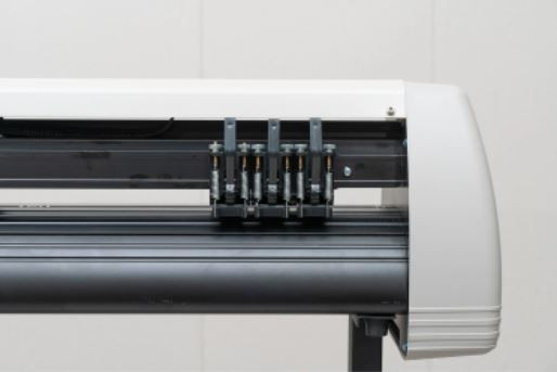 Buy Cutting Plotter Hk 1400 from Awami Traders, Pakistan | Tradewheel.com