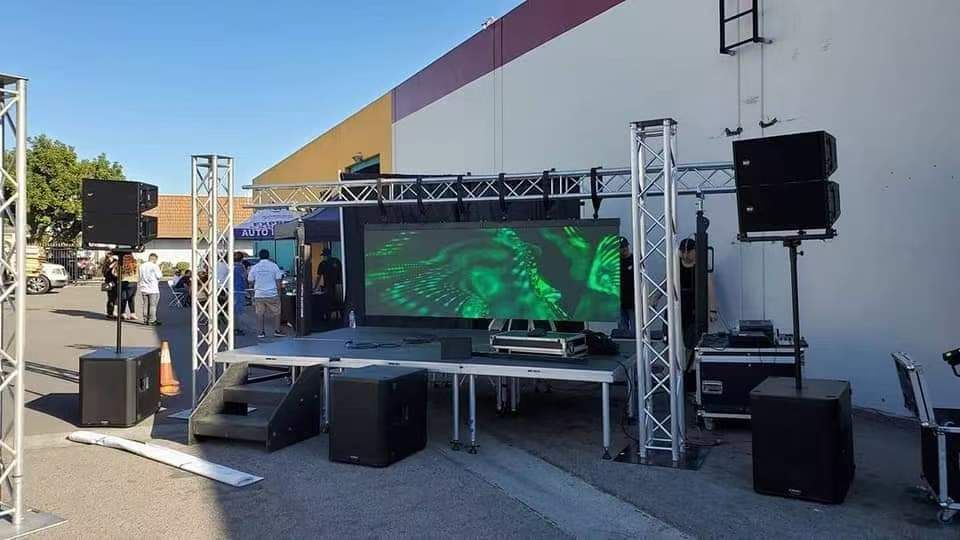 Buy A;uminum Stage Platform With 4 Adjustable Height Legs For Sale from ...