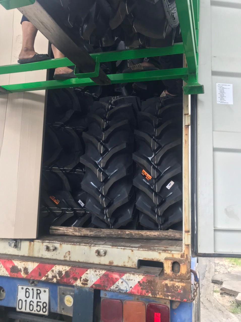 Buy Best Agricultural Tires For Farms_kuma Tire In Vietnam from TN VIET ...