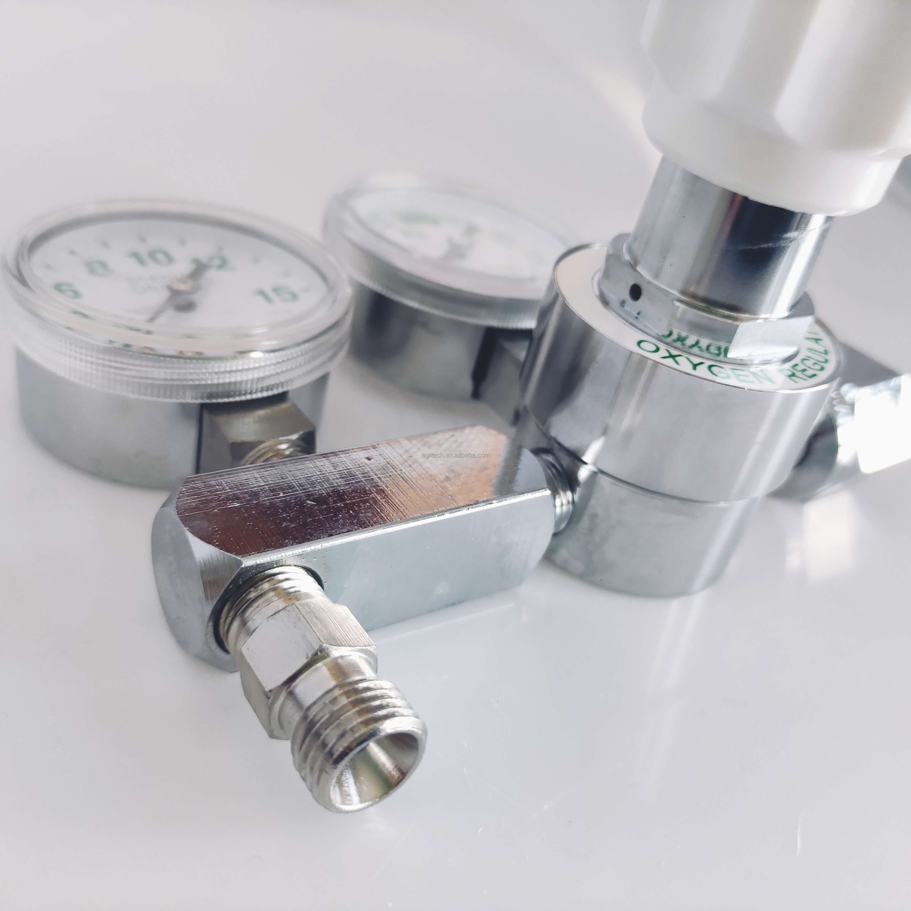 Buy Wall Mounted Medical Oxygen Flowmeter Medical Gas Pressure ...