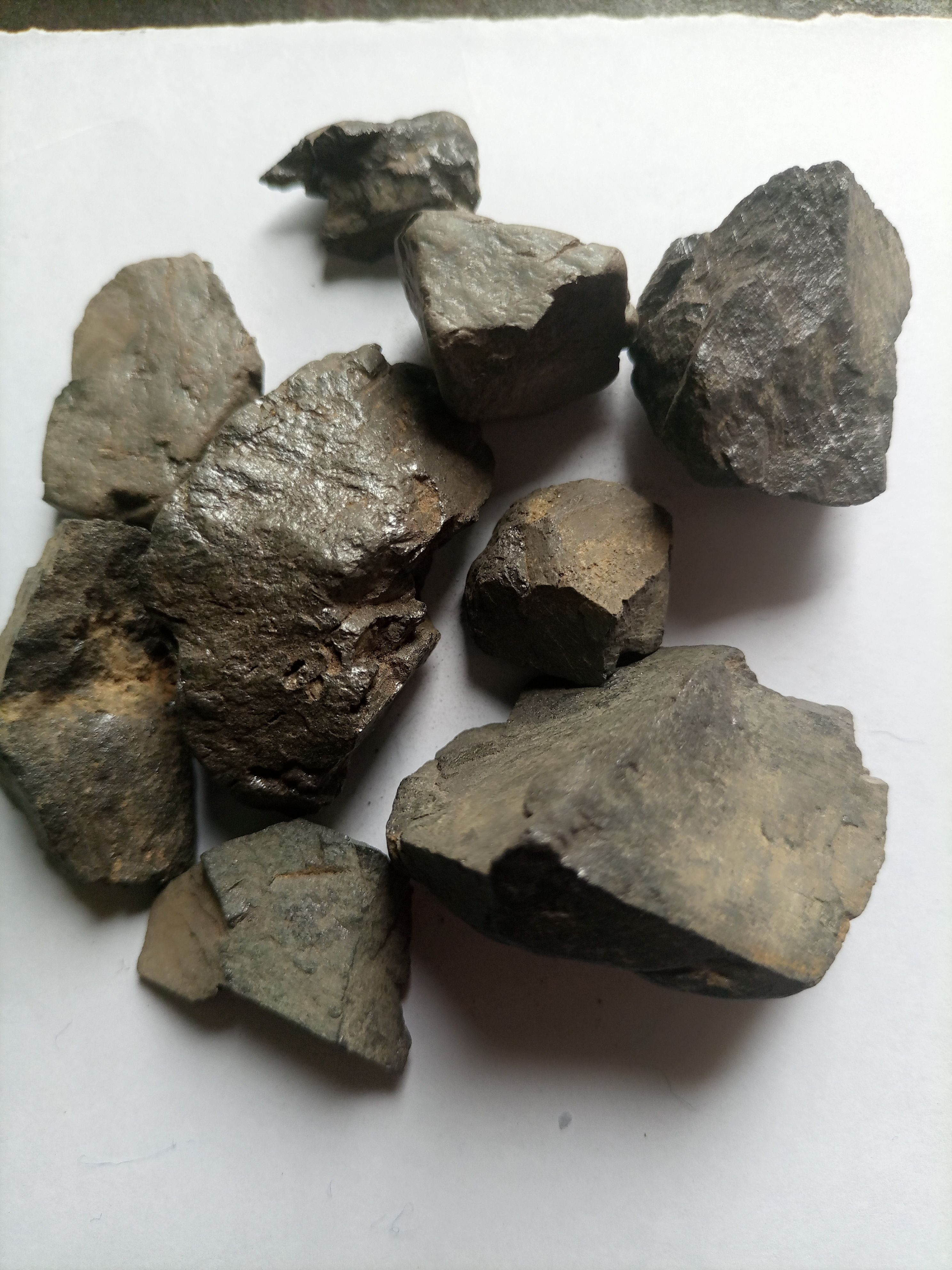 Buy Rutile Titanium from Mutabazi Mineral Cooperative Company “SCMM ...