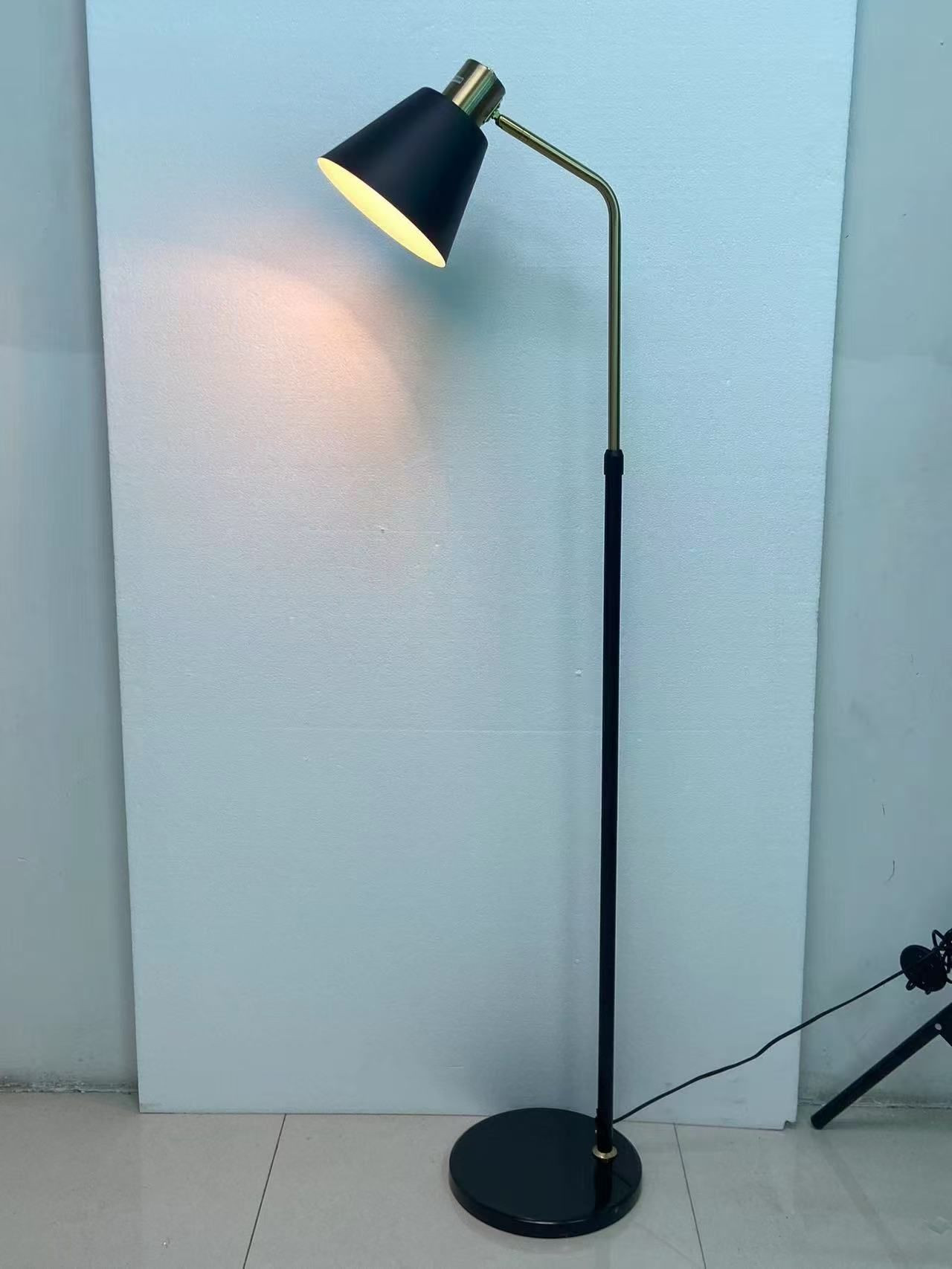 Buy Floor Lamp-xk-009 from Syncwell Home Decoration Co., Ltd., China ...