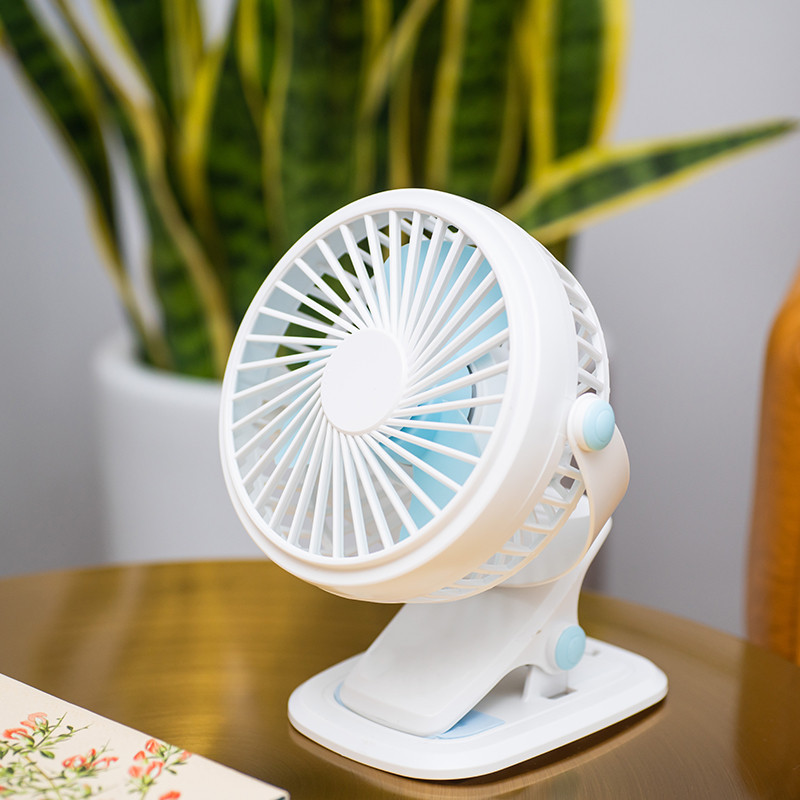 Buy Factory Supply Usb Desk Mini Fan Stand Charging Usb Fan 3 Blades ...
