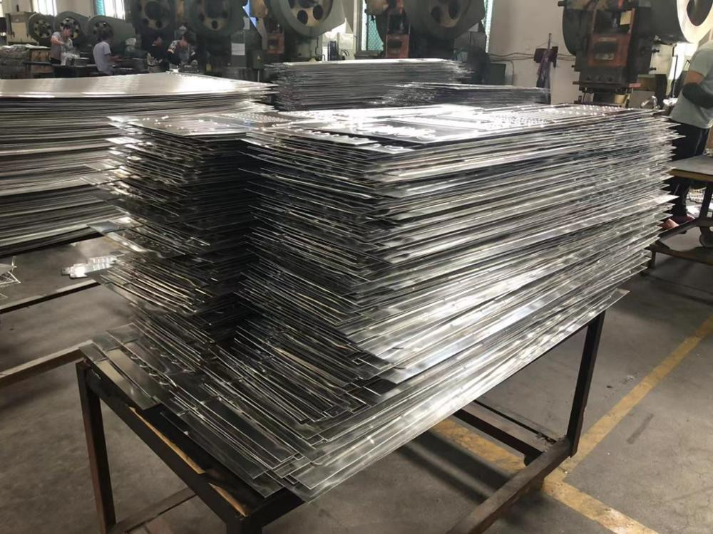 Buy Aluminum Roll Bond Radiator Evaporator And Condenser Parts ...