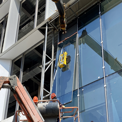 Buy 3 Cup Vacuum Lifter For Glass Vacuum Lifter Portable from Shanghai ...