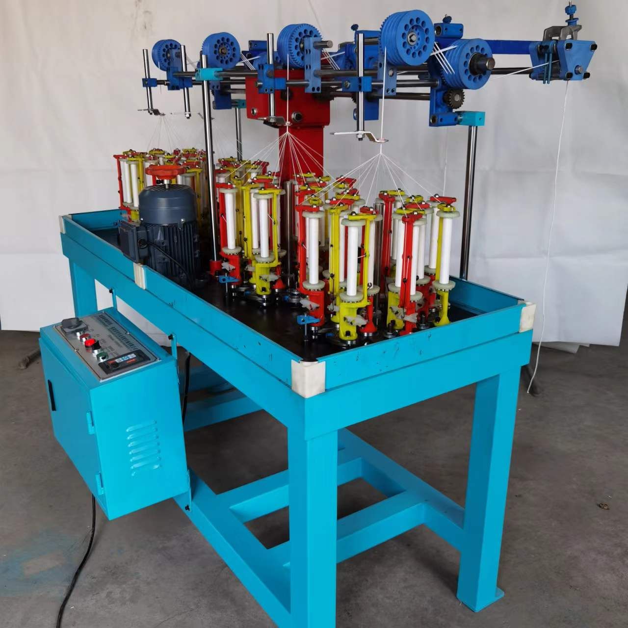 Buy 90-16-4rope Braiding Machine from Zhangjiagang Brilliant Technology ...