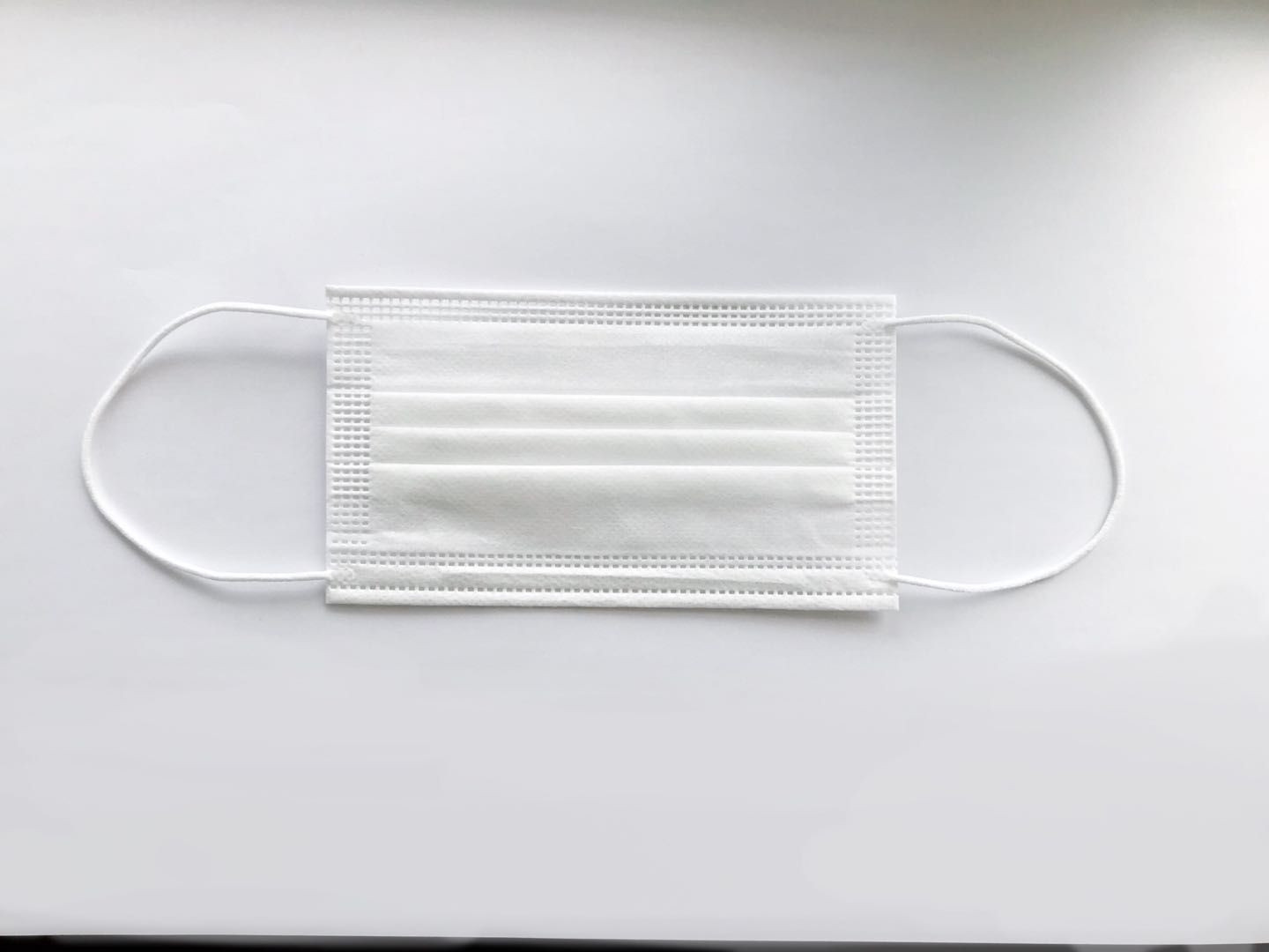 Buy Ce En14683 Certified Type Ii/type Iir 3-ply Disposable Medical Face ...