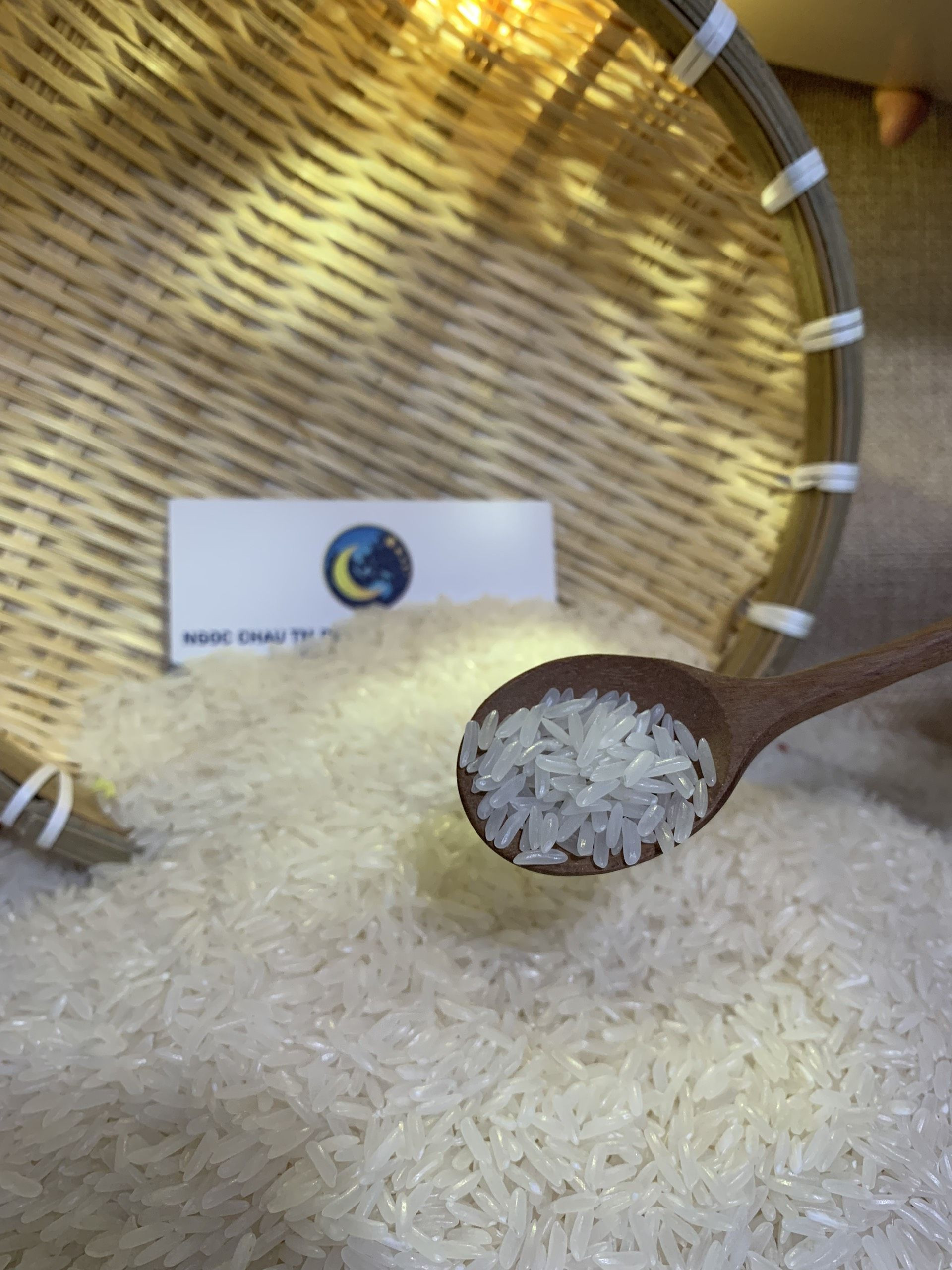 Buy Dt8 Rice Fragrant Long Grain White Rice 5% 25% Broken Vietnam Rice ...