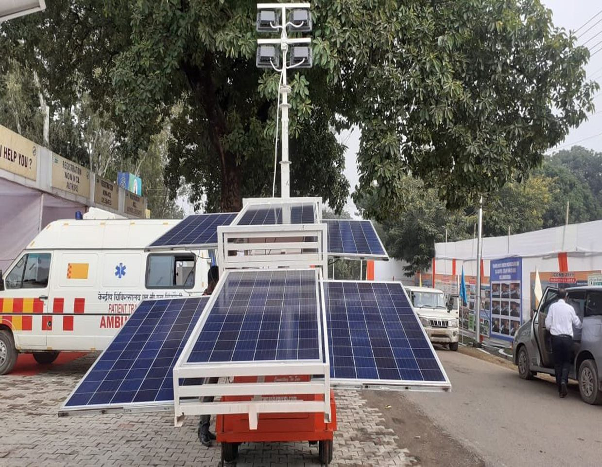 Buy 3.5 Kw Telescopic Mobile Solar Tower Light With 9 Mtr. Mast from ...